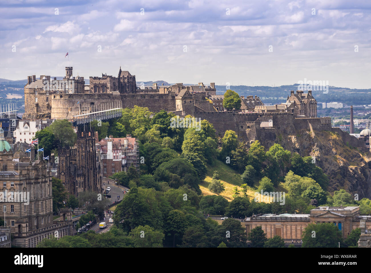 Beautiful edinburgh hi-res stock photography and images - Alamy