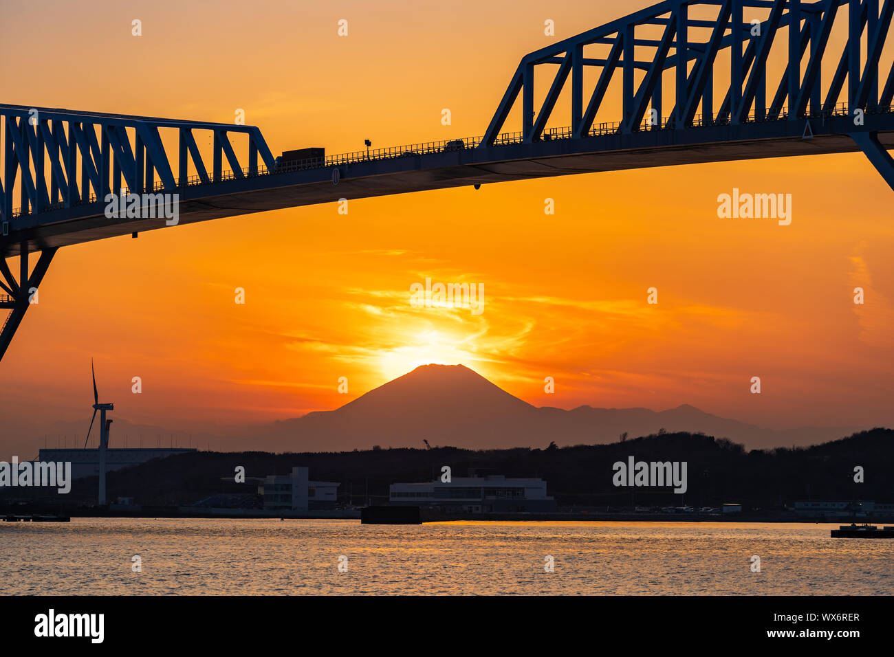 Diamond Fuji Tokyo Gate Bridge Stock Photo - Alamy