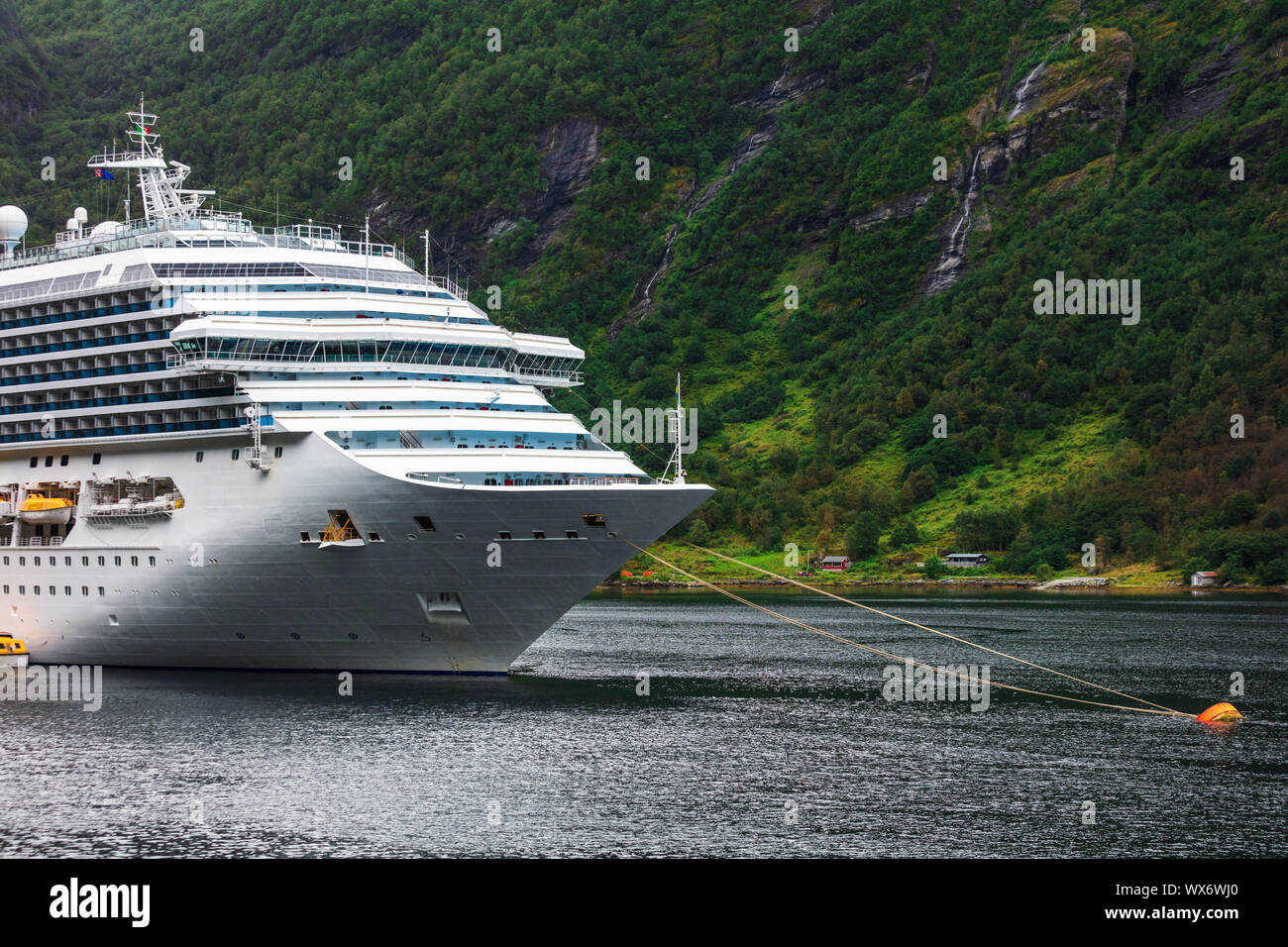 Harbor hardanger fjord hi-res stock photography and images - Alamy