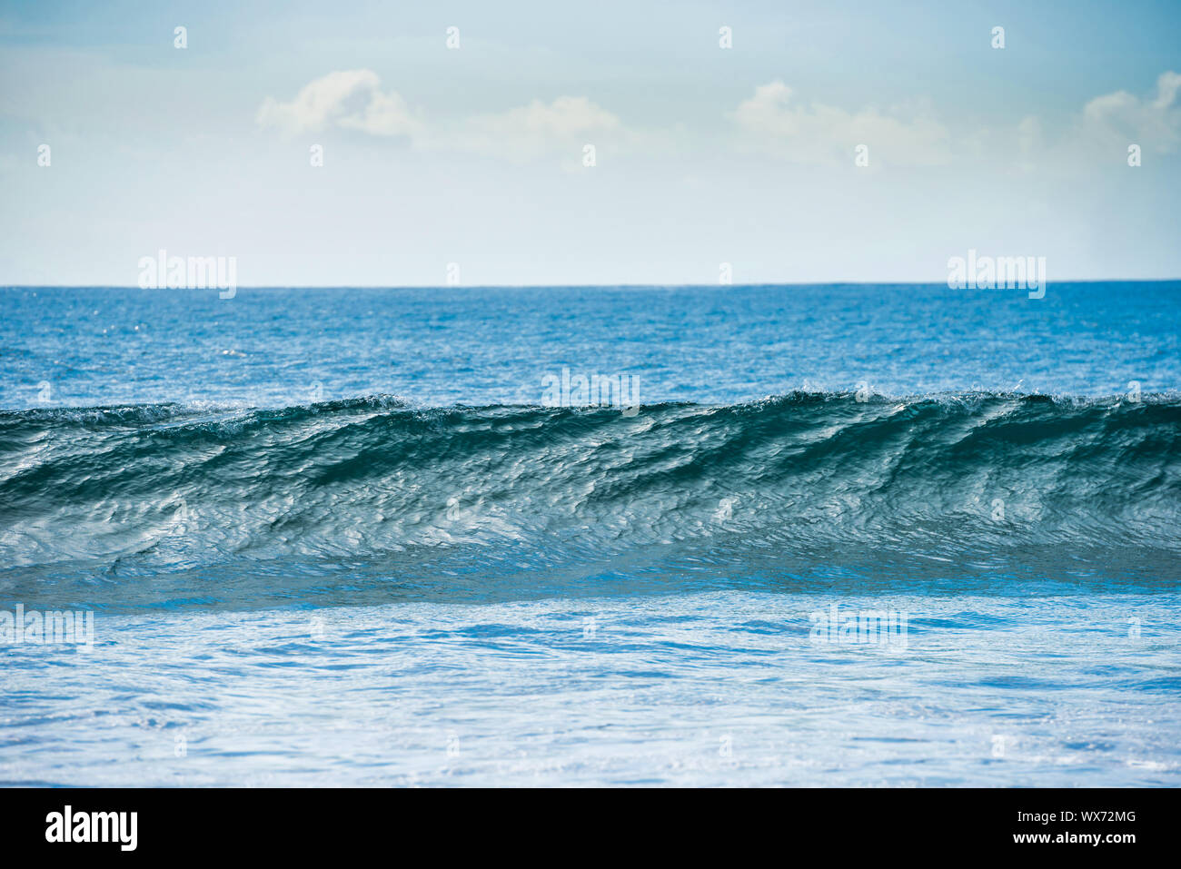 Seascape with wave on foreground Stock Photo - Alamy