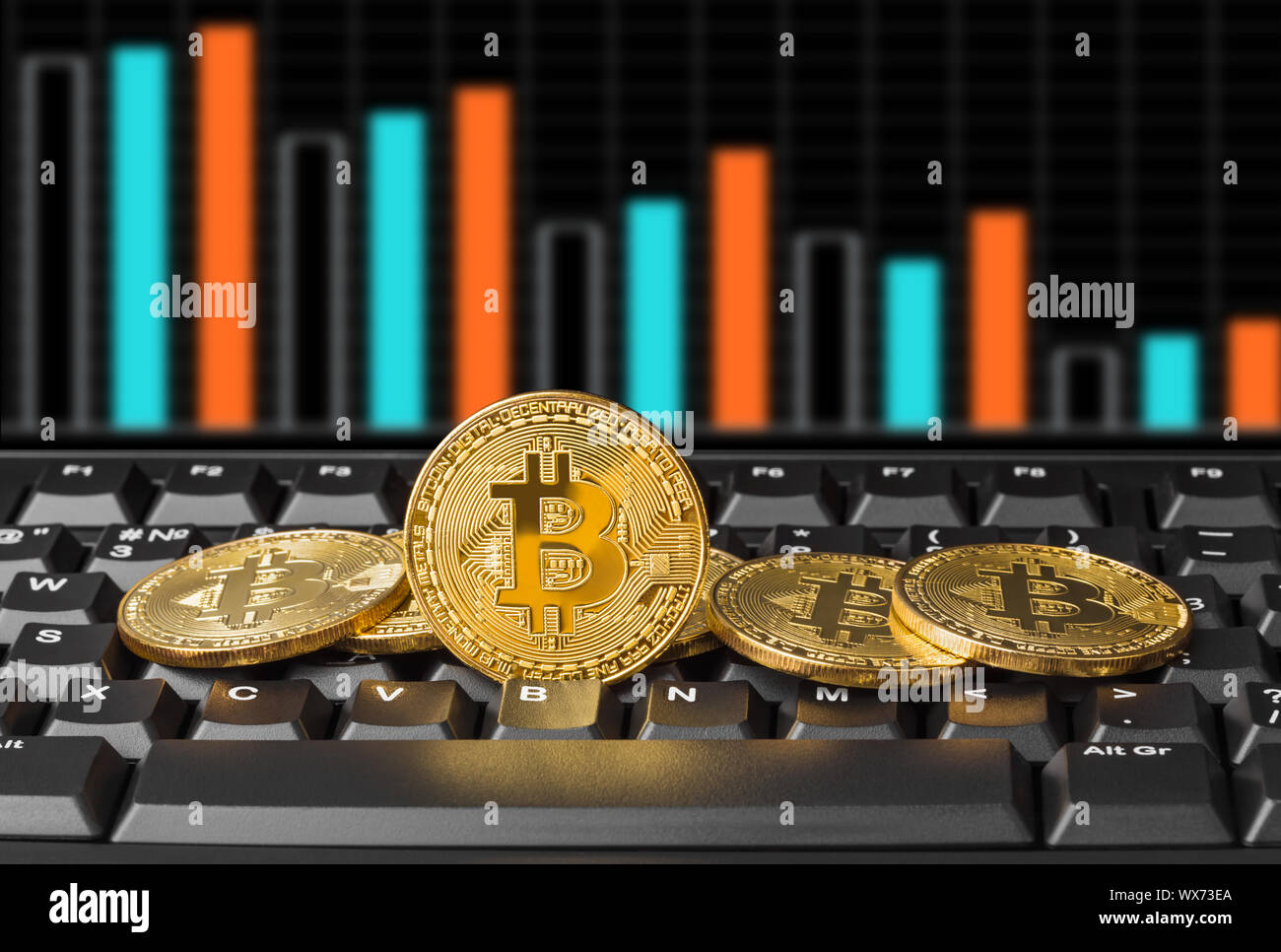 Business notebook computer hi-res stock photography and images - Alamy