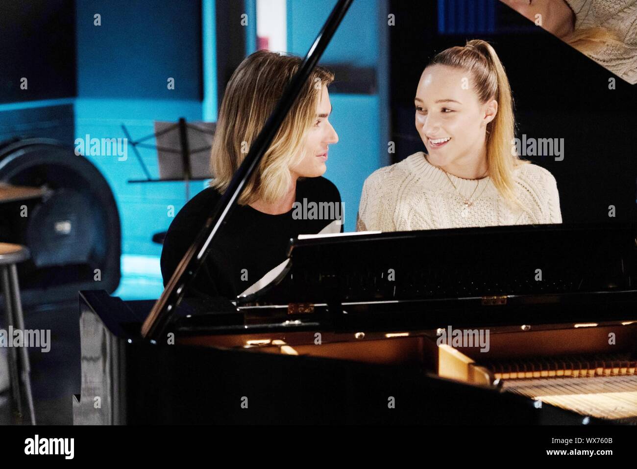 TALL GIRL, from left: Luke Eisner, Ava Michelle, 2019. ph: Scott ...