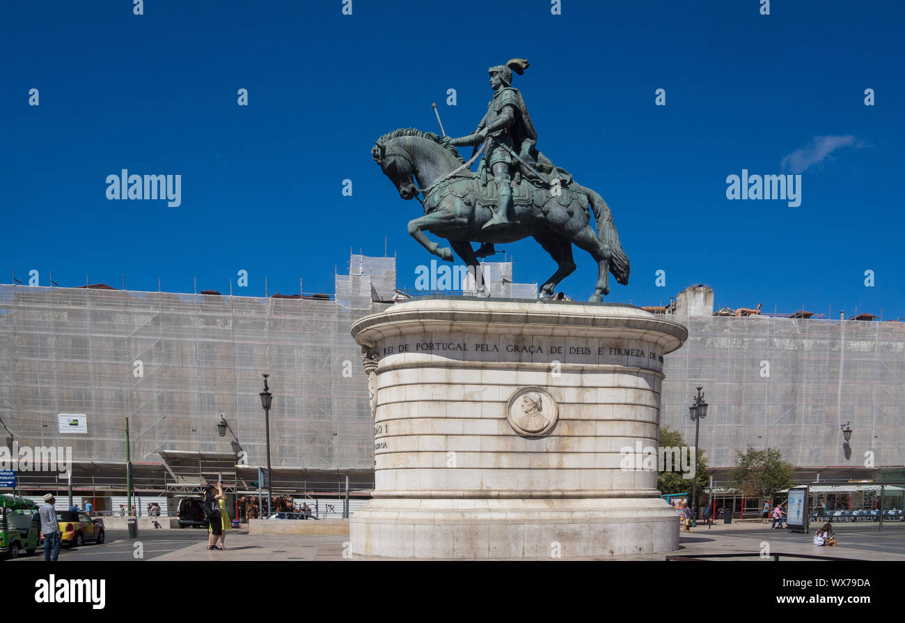 bronze statue man riding horse Stock Photo - Alamy