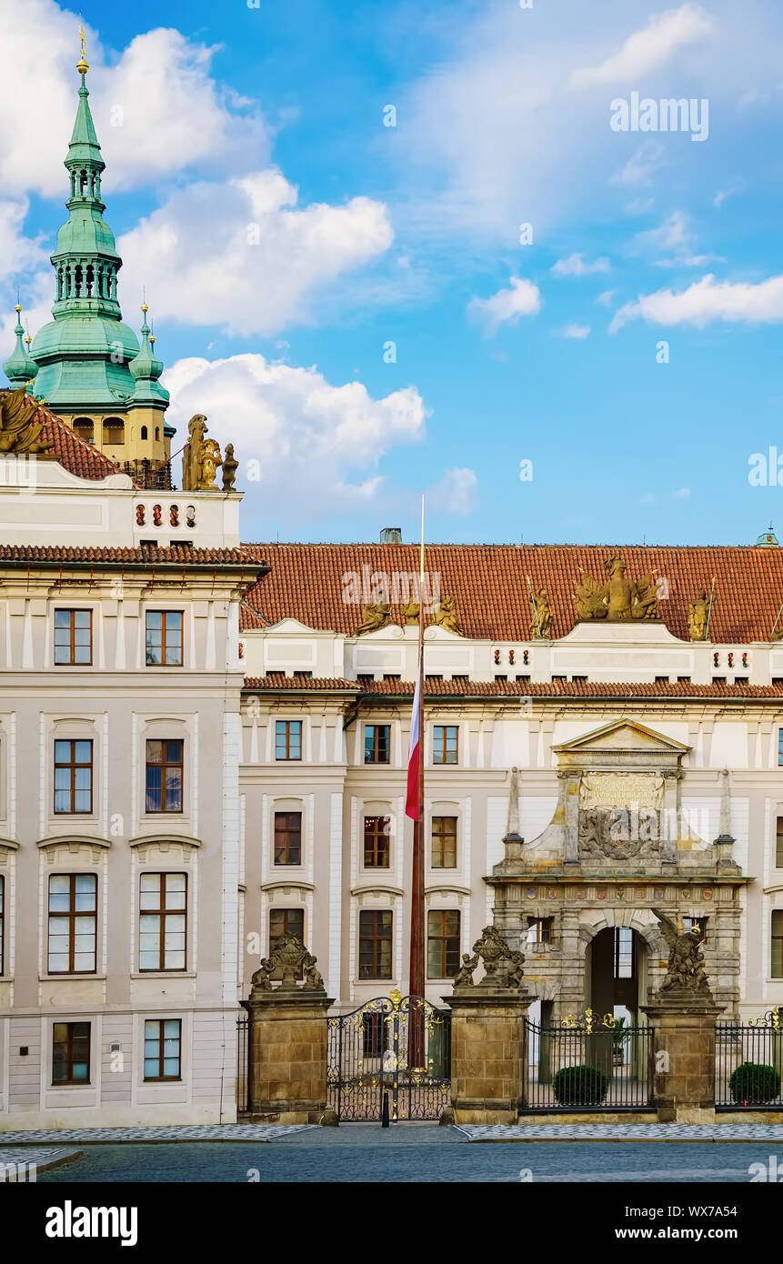 Prague residential building hi-res stock photography and images - Alamy