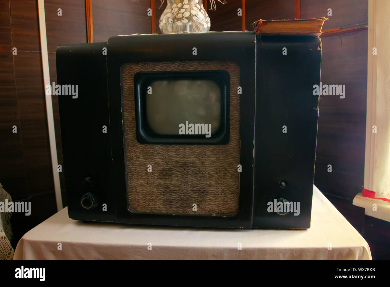 Old Household Items Stock Photos & Old Household Items Stock Images - Alamy Old Household Items Stock Photos & Old Household Items Stock Images - Alamy