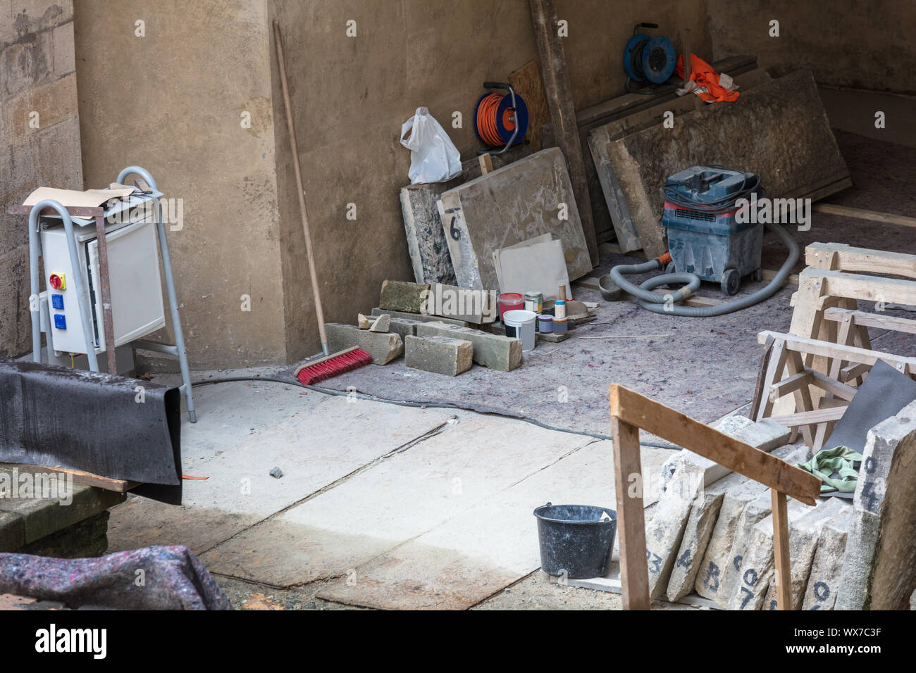 repair floor and walls in the old house Stock Photo - Alamy