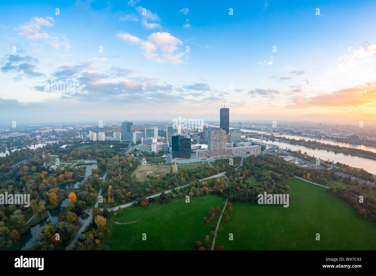 Sunset light over vienna hi-res stock photography and images - Alamy
