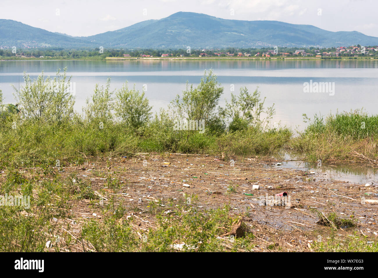 Polluted lakeside hi-res stock photography and images - Alamy