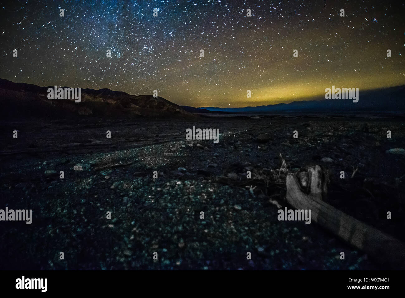 Night time and dark sky over death valley national park Stock Photo - Alamy