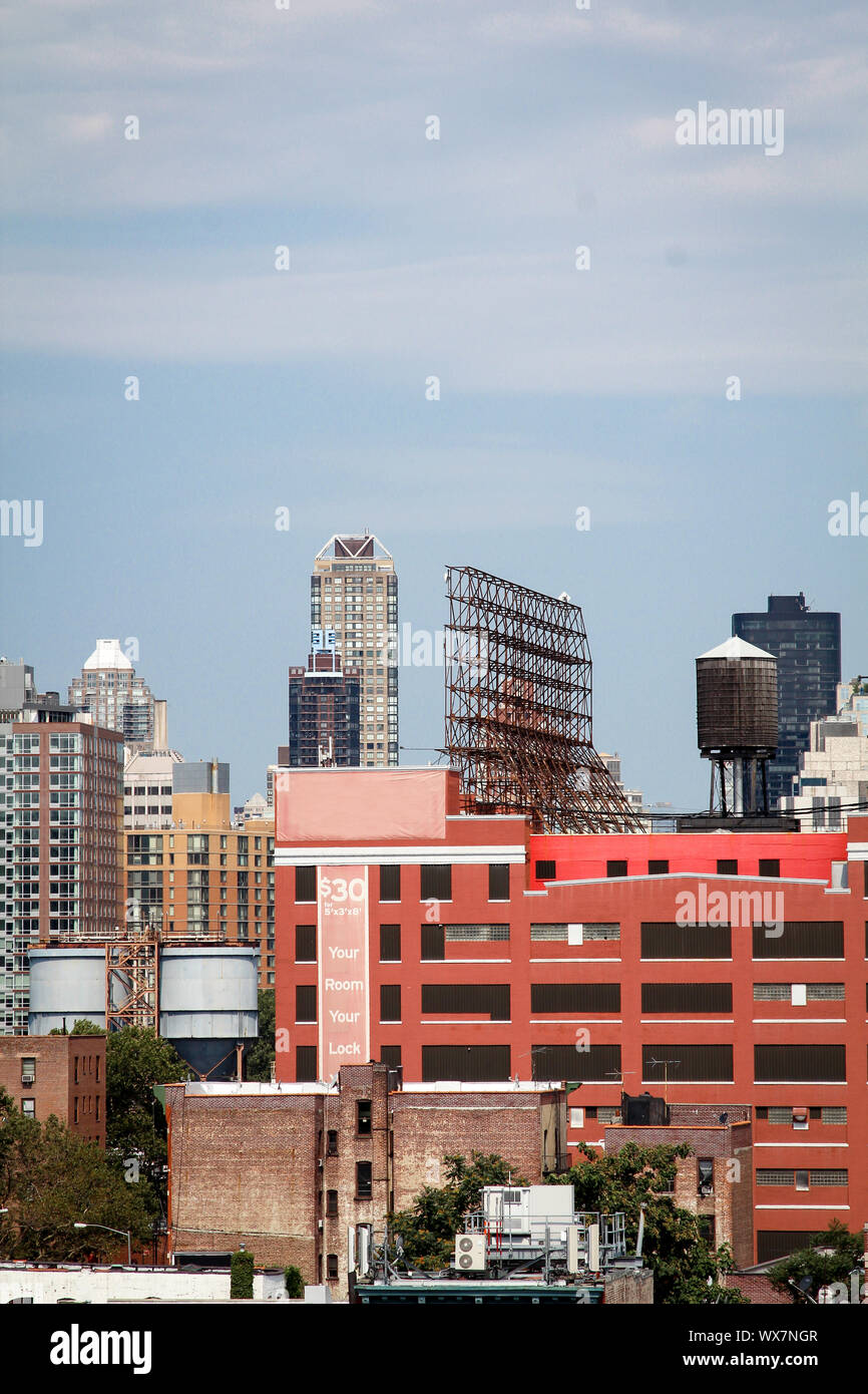 View of Manhattan from Queens Stock Photo - Alamy