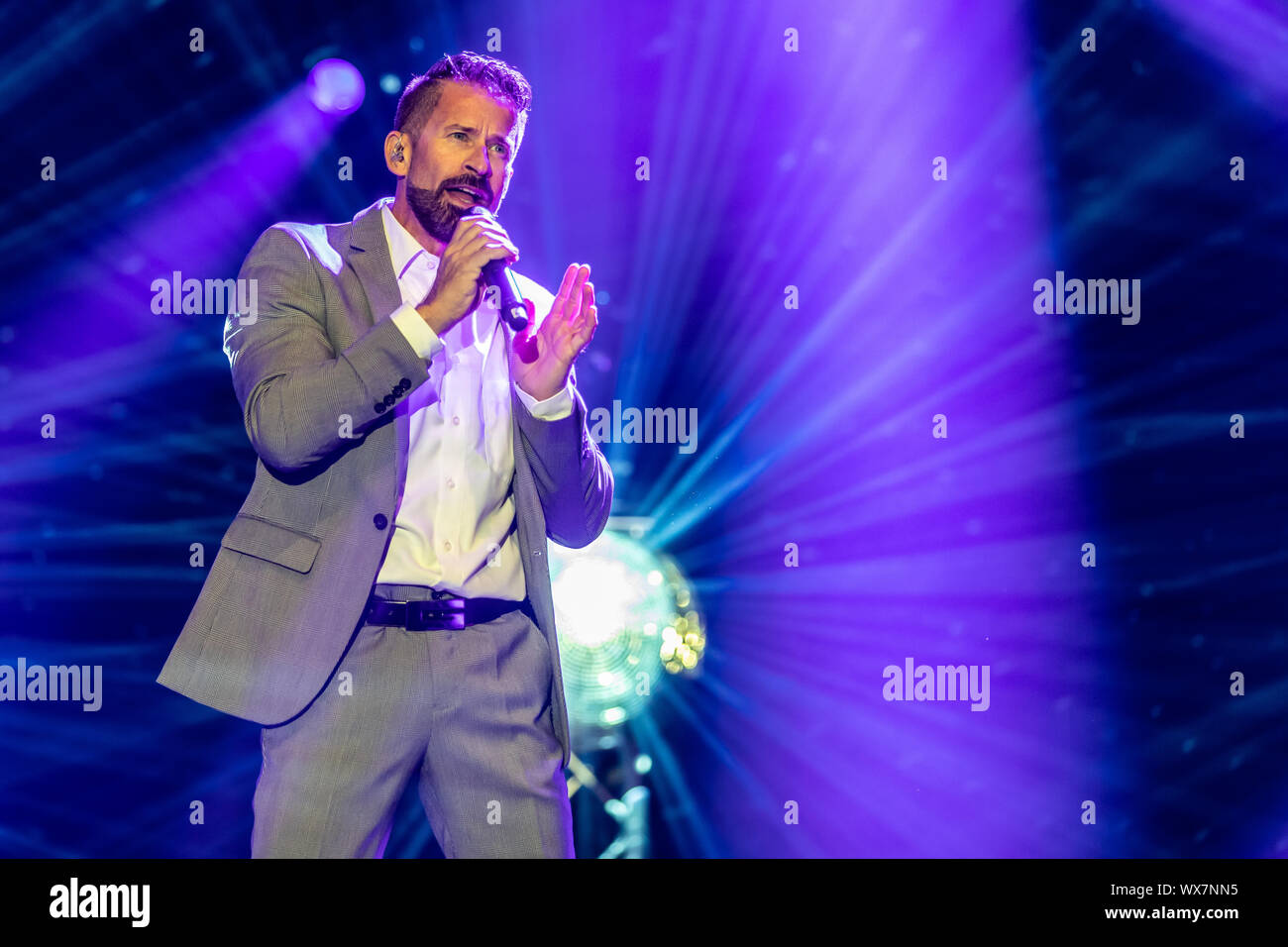 Leonard 19 hi-res stock photography and images - Alamy