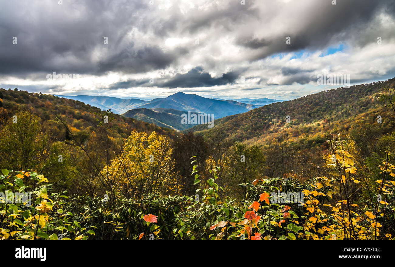 blue ridge and smoky mountains changing color in fall Stock Photo - Alamy