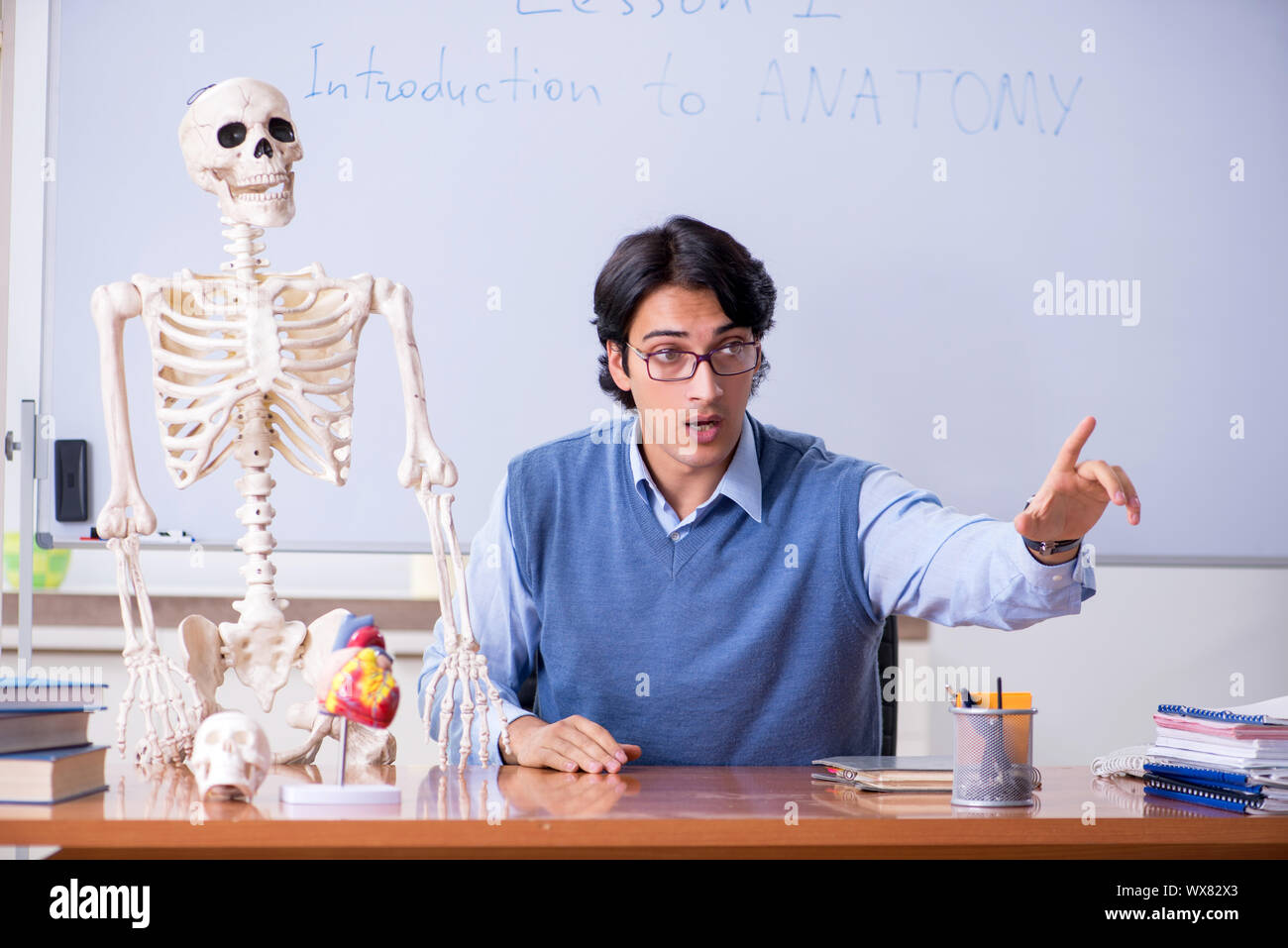 College anatomy classroom hi-res stock photography and images - Alamy