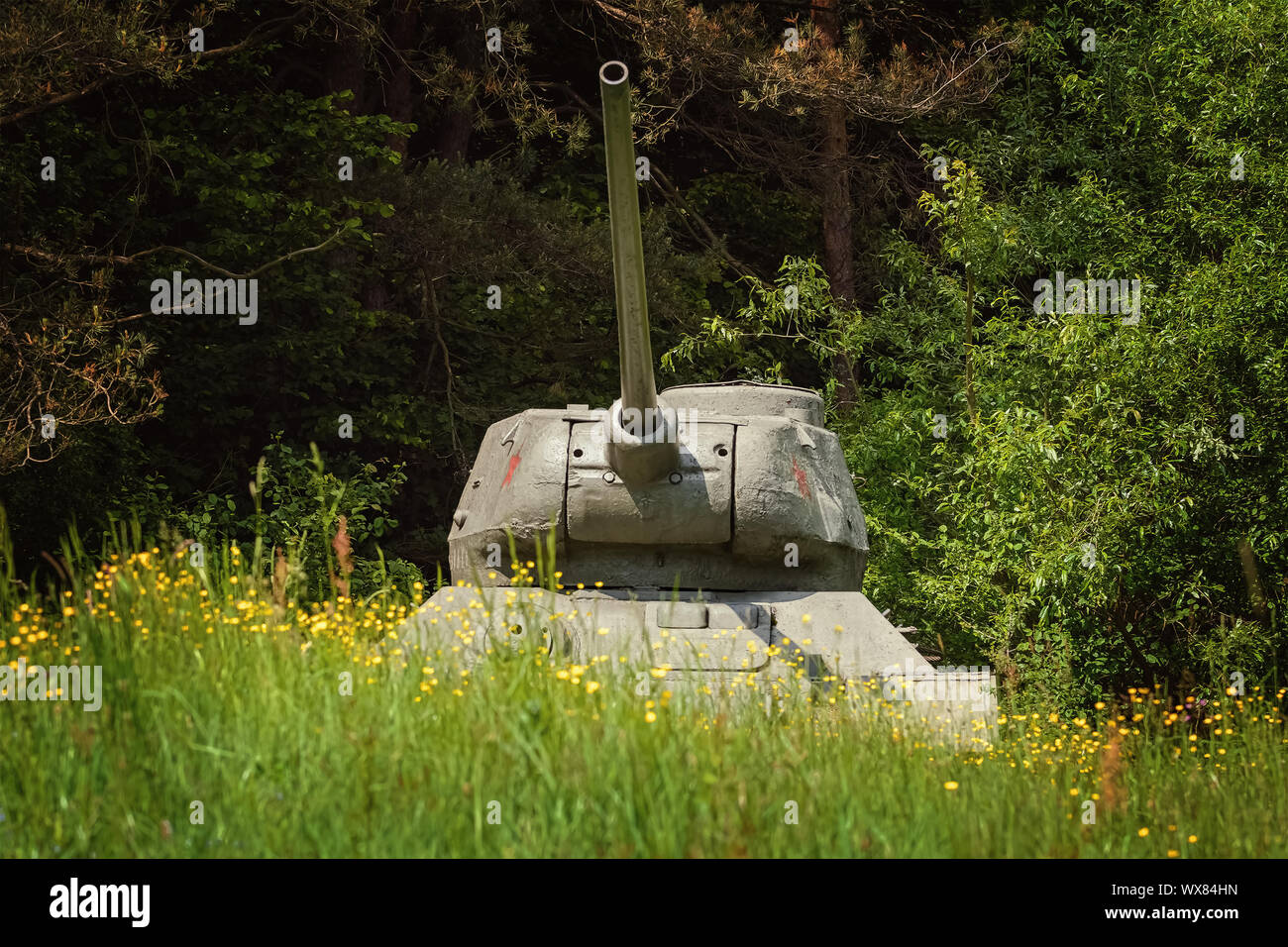 World war 2 gun turret hi-res stock photography and images - Alamy