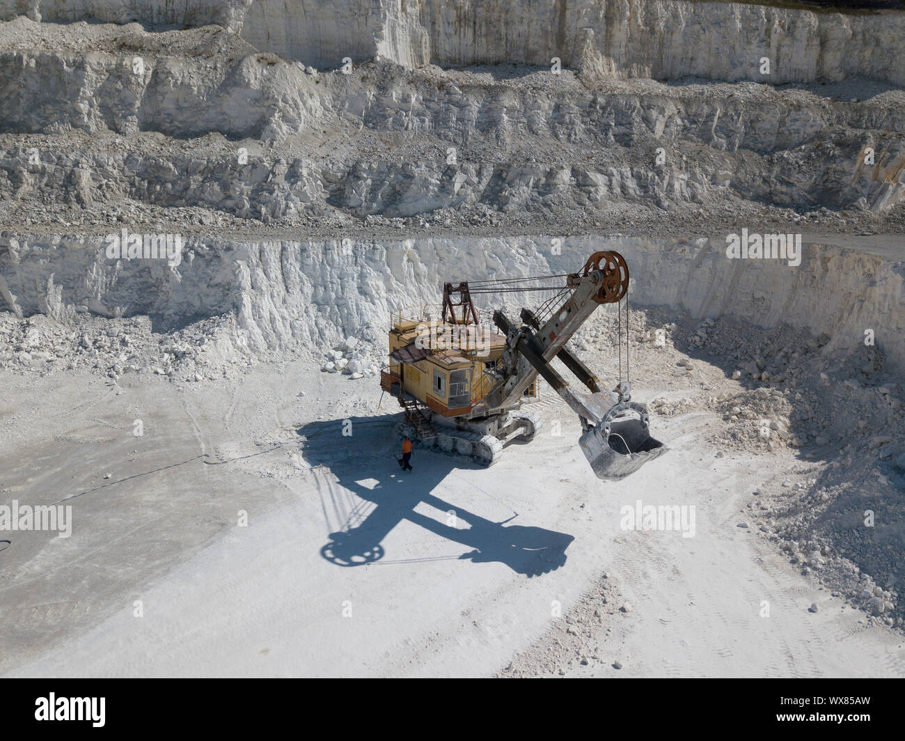 Cable operated excavator hi-res stock photography and images - Alamy