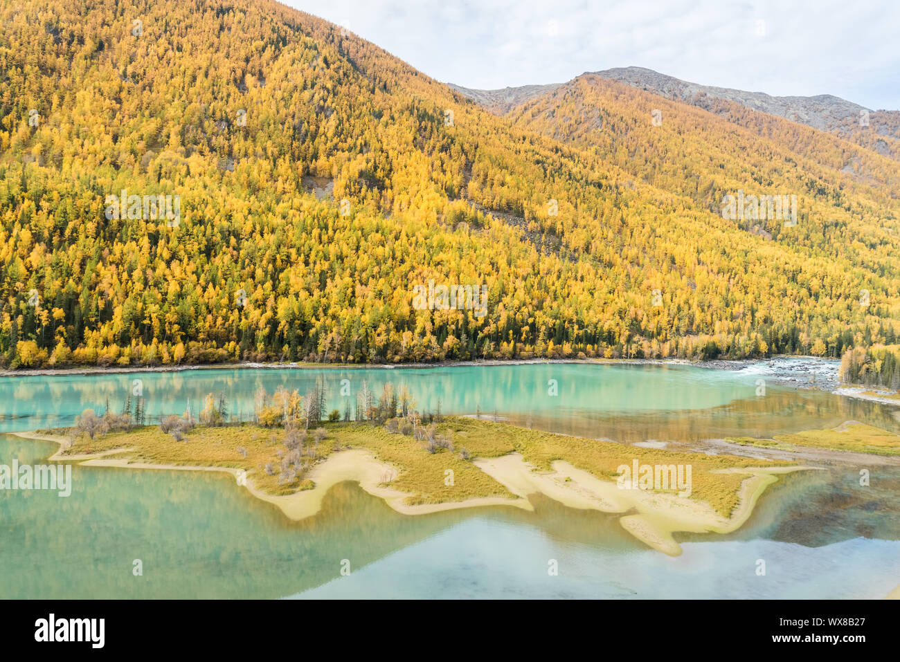 kanas wolong bay Stock Photo - Alamy