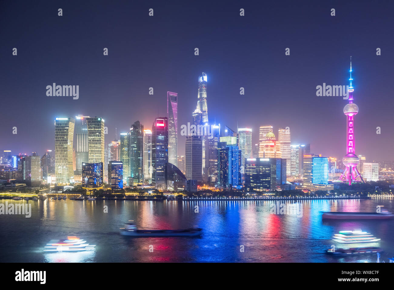 Beautiful night city urban hi-res stock photography and images - Alamy