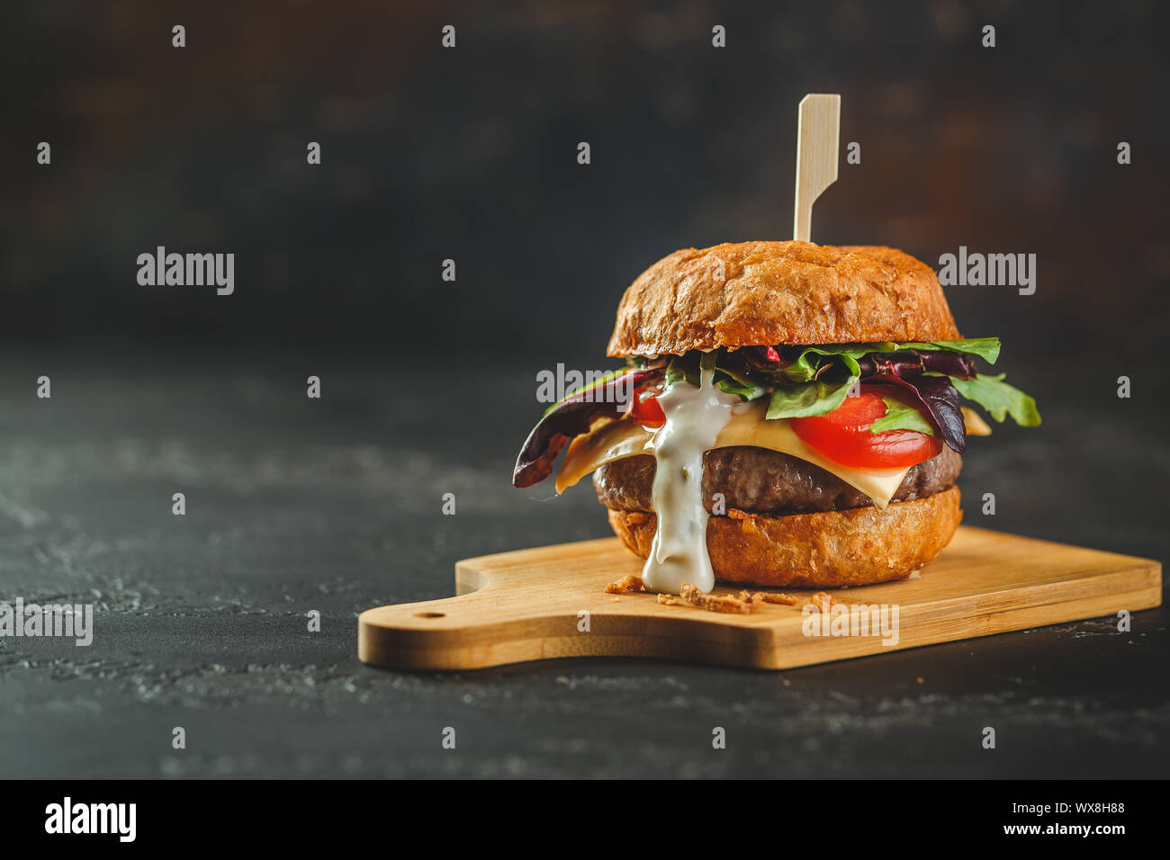 Beef burger restaurant hi-res stock photography and images - Alamy