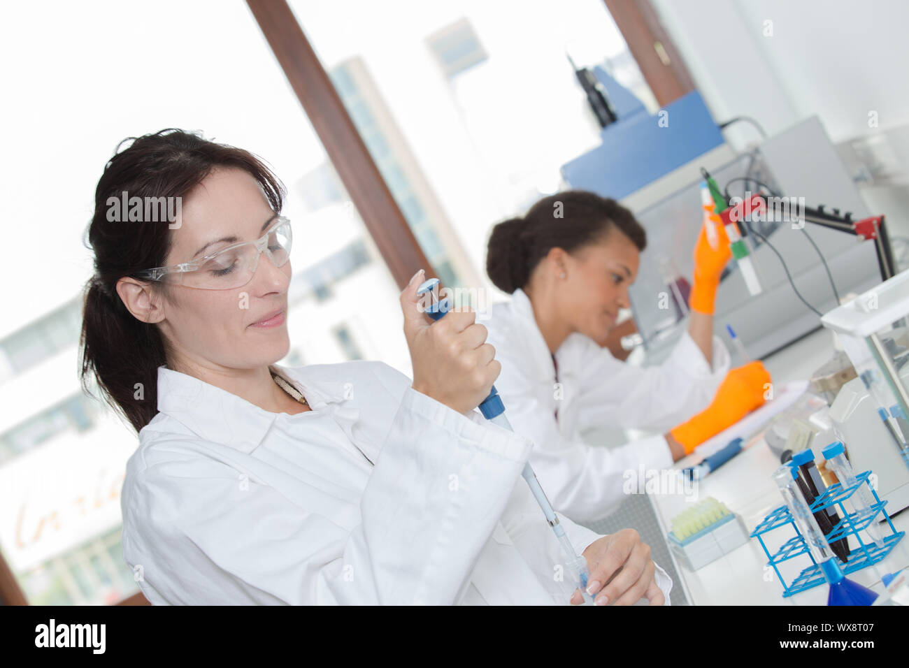 Technical experiments hi-res stock photography and images - Alamy