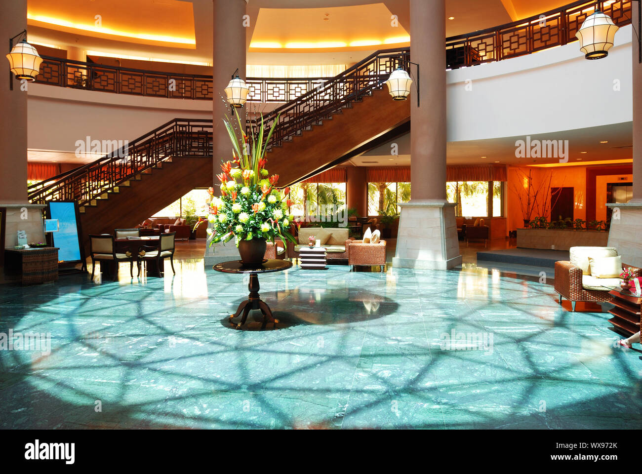 Luxury hotel lobby room interior Stock Photo - Alamy