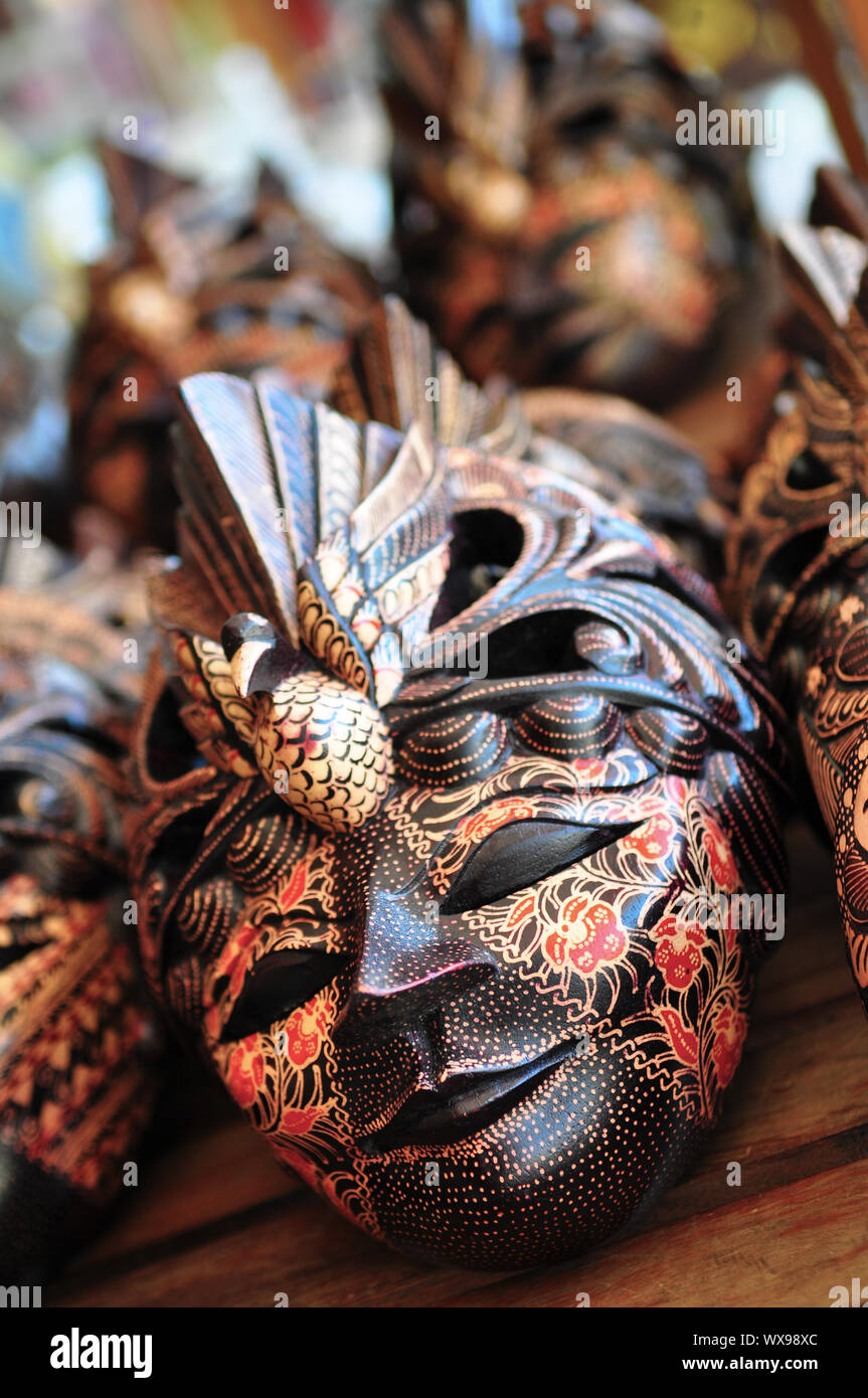 Wood craft of balinese mask hi-res stock photography and images - Alamy