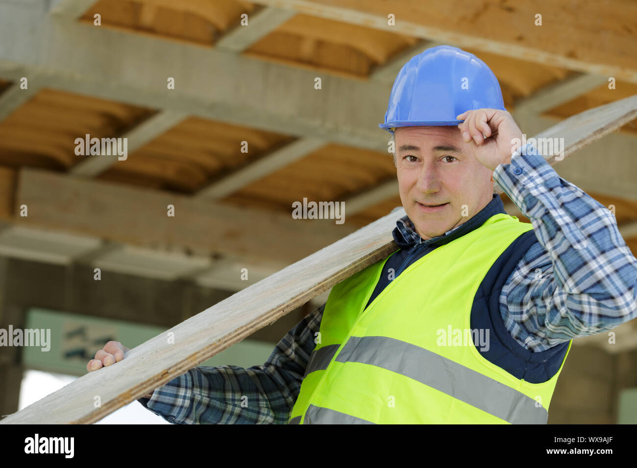 Timber frame carry hi-res stock photography and images - Alamy