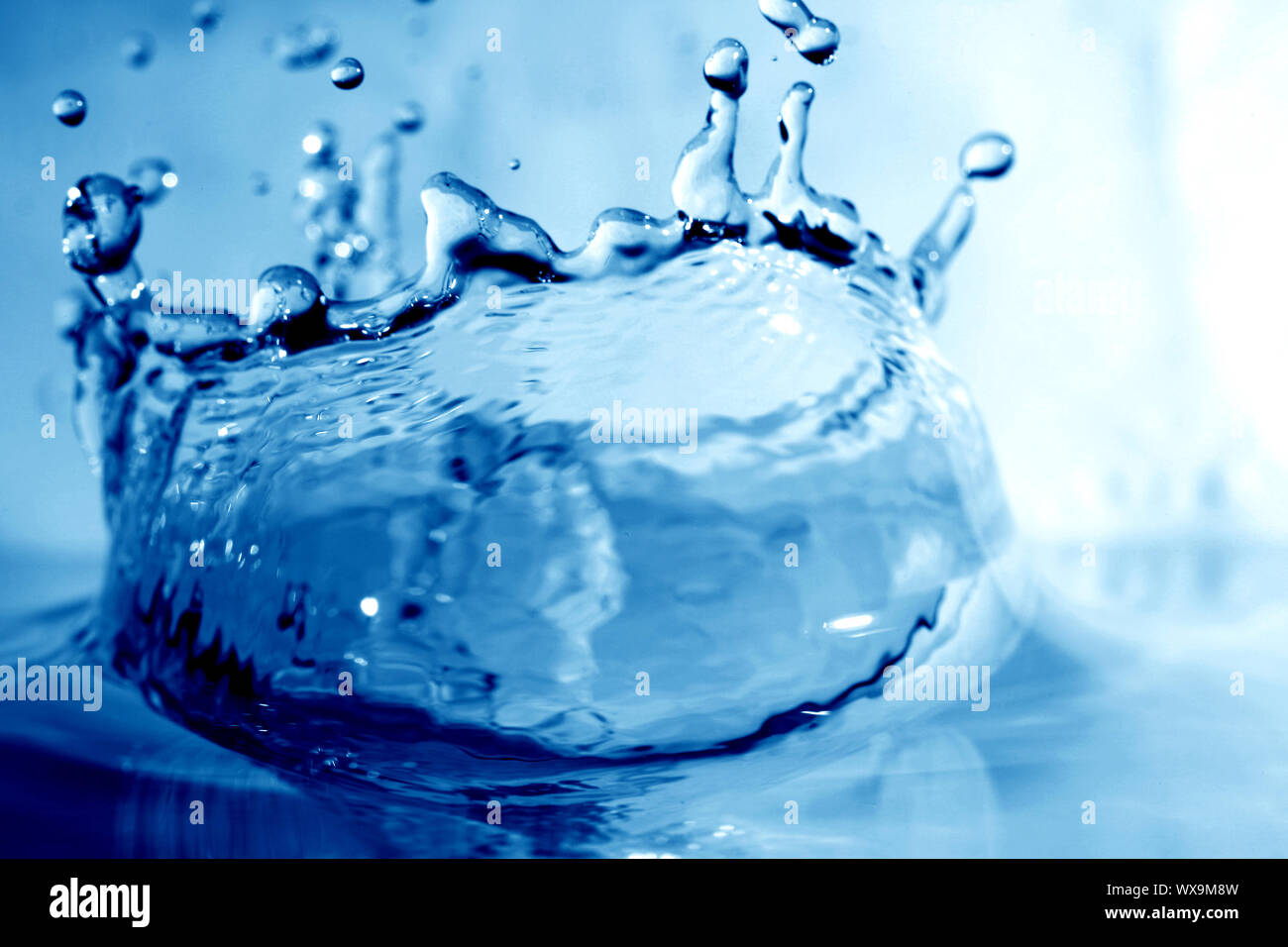 water splash macro close up Stock Photo - Alamy