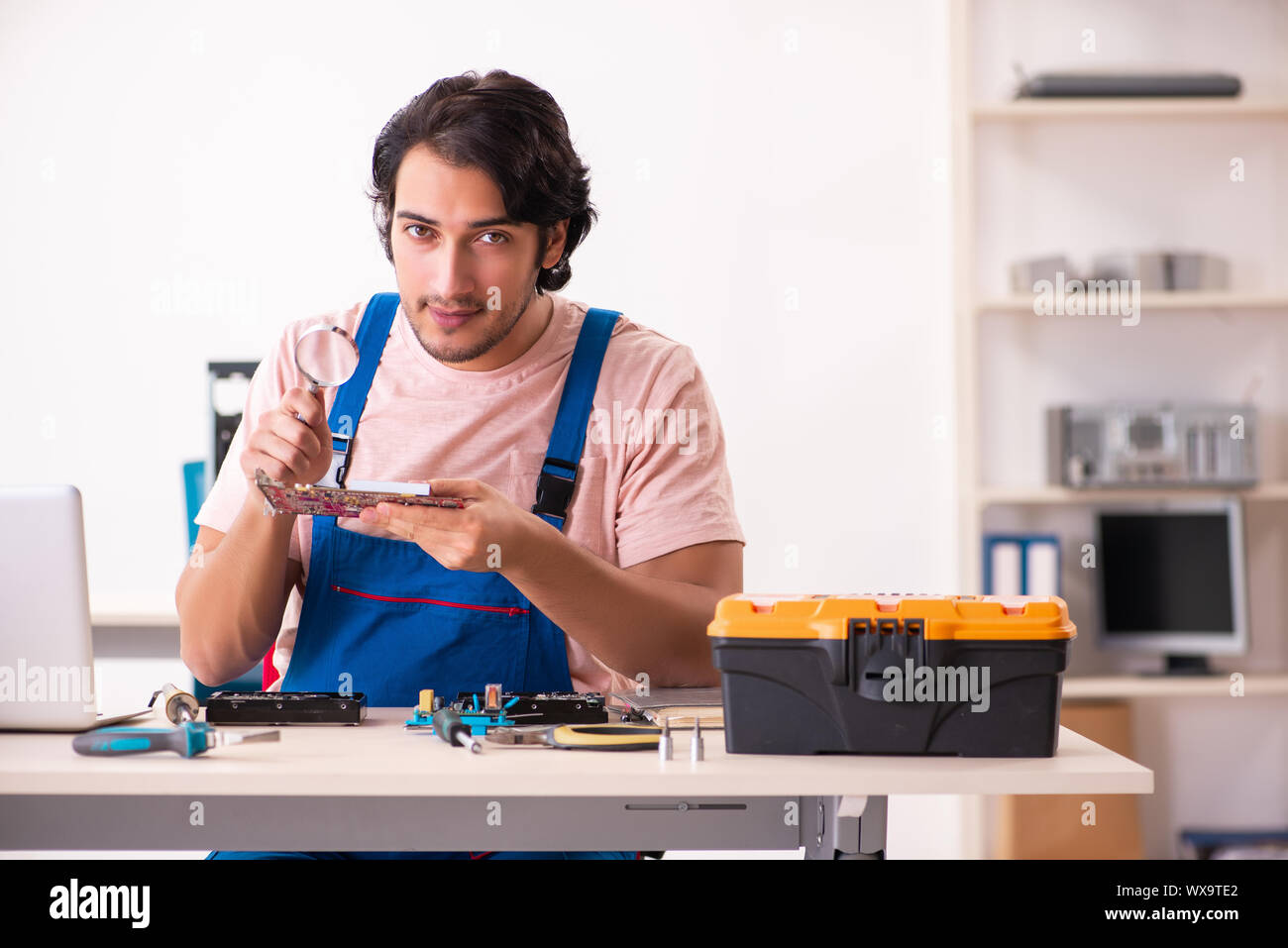 Technician repairing pc soldering hi-res stock photography and images ...