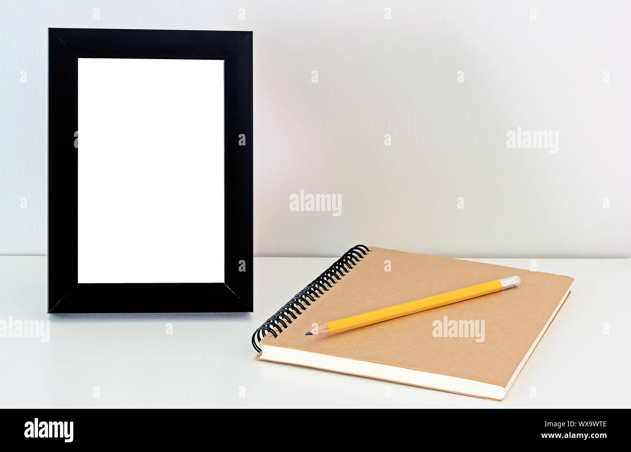 Desktop picture frame hi-res stock photography and images - Alamy