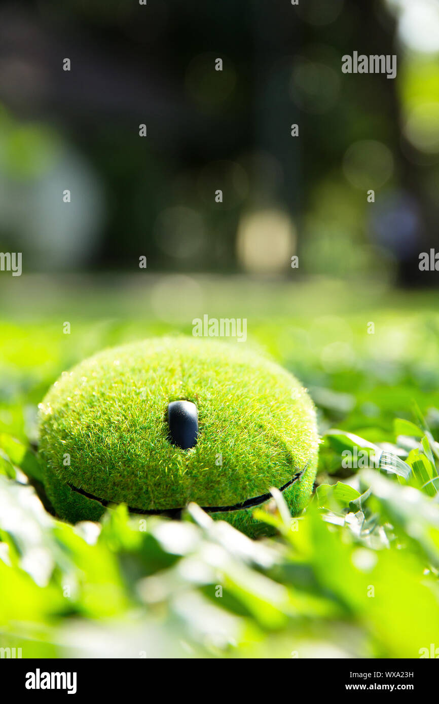 green computer mouse concept Stock Photo - Alamy