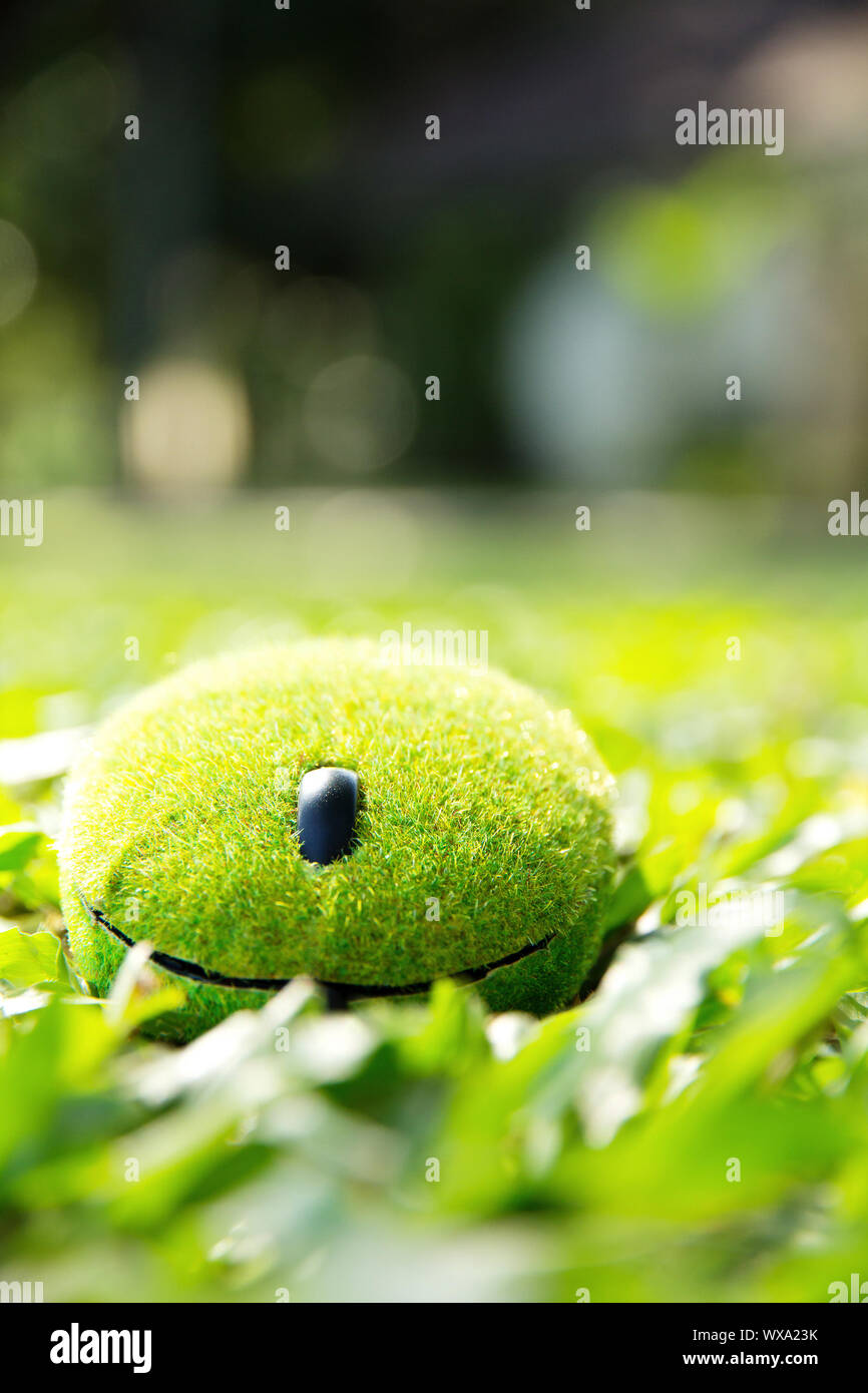 green computer mouse concept Stock Photo - Alamy