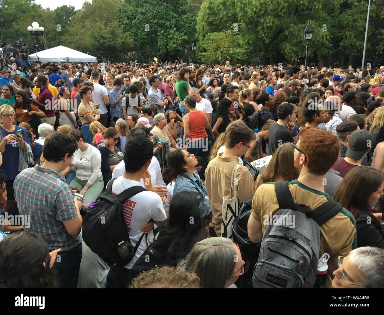 Rally in warren hi-res stock photography and images - Alamy
