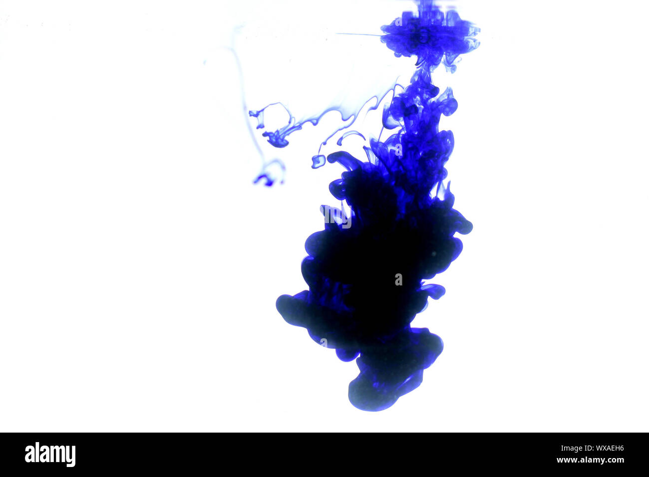 ink in water abstract flow background Stock Photo - Alamy