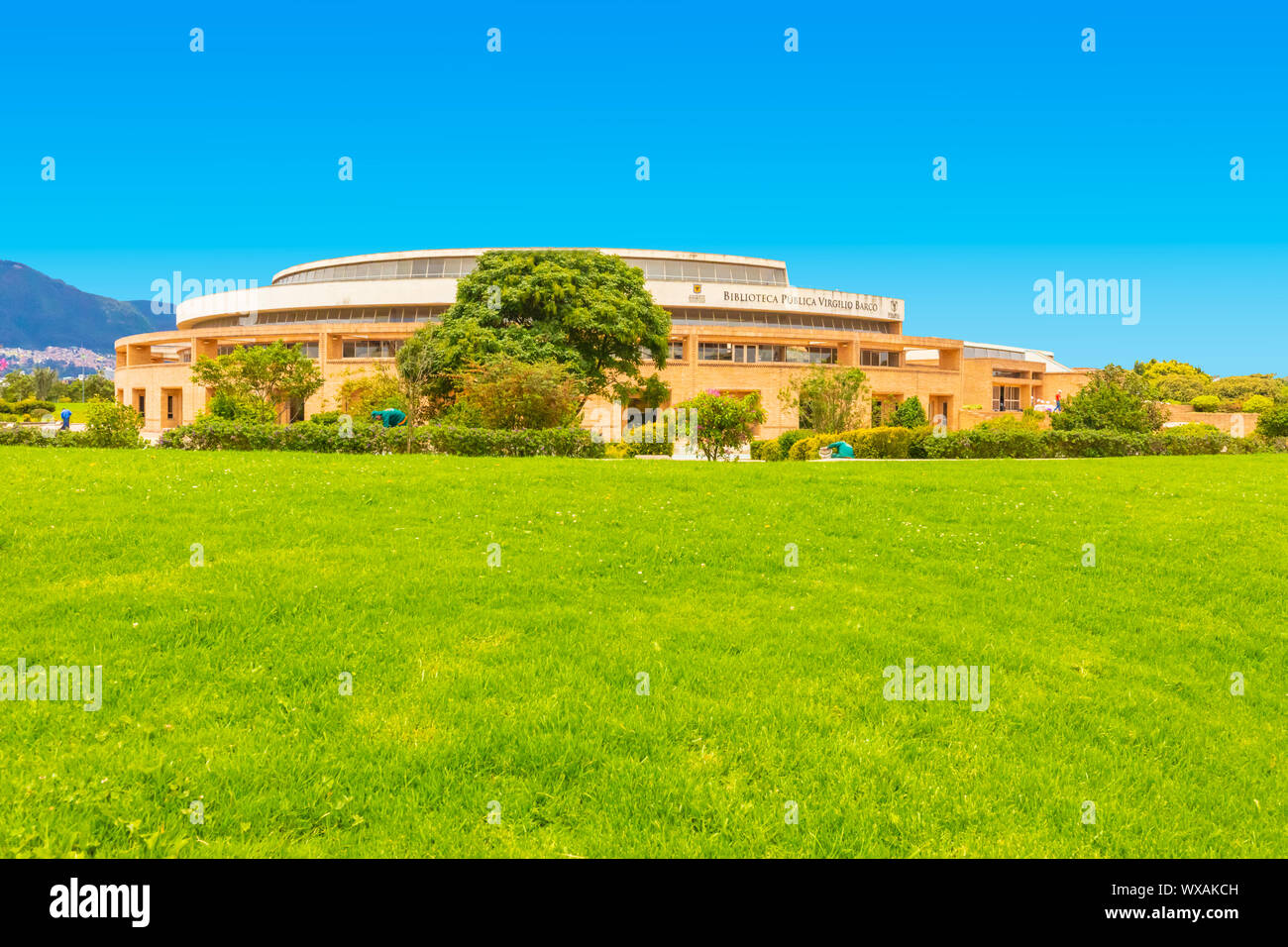 Virgilio barco library hi-res stock photography and images - Alamy