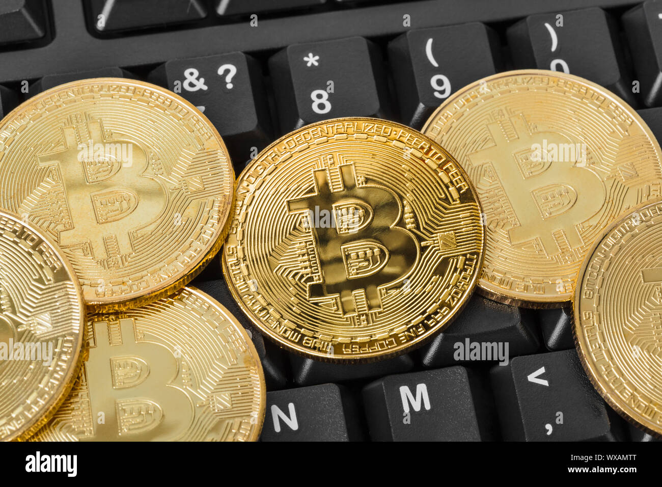 Compute keys hi-res stock photography and images - Alamy