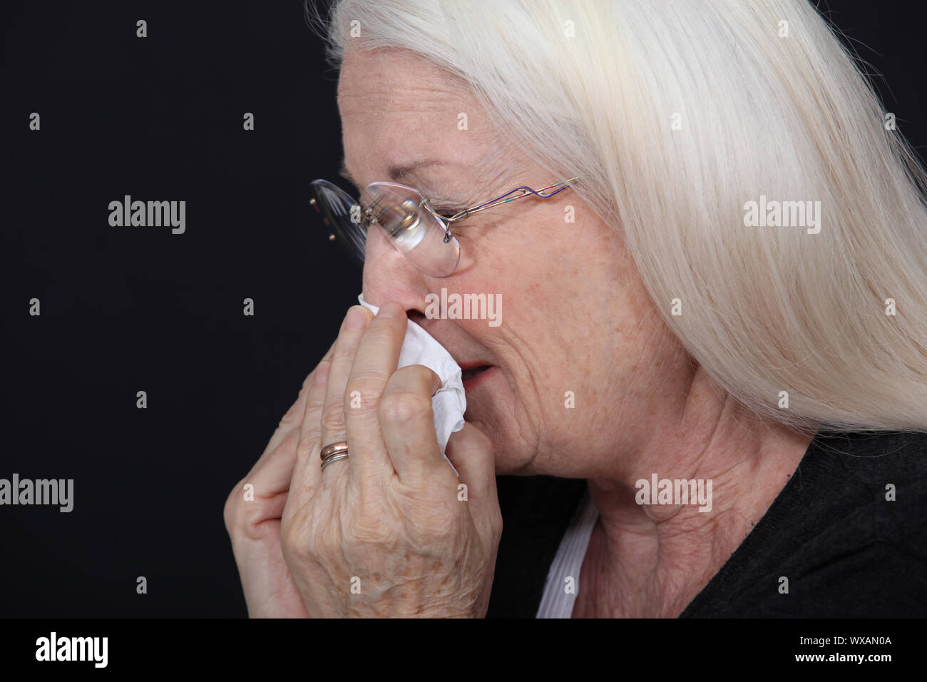 elderly woman crying Stock Photo - Alamy