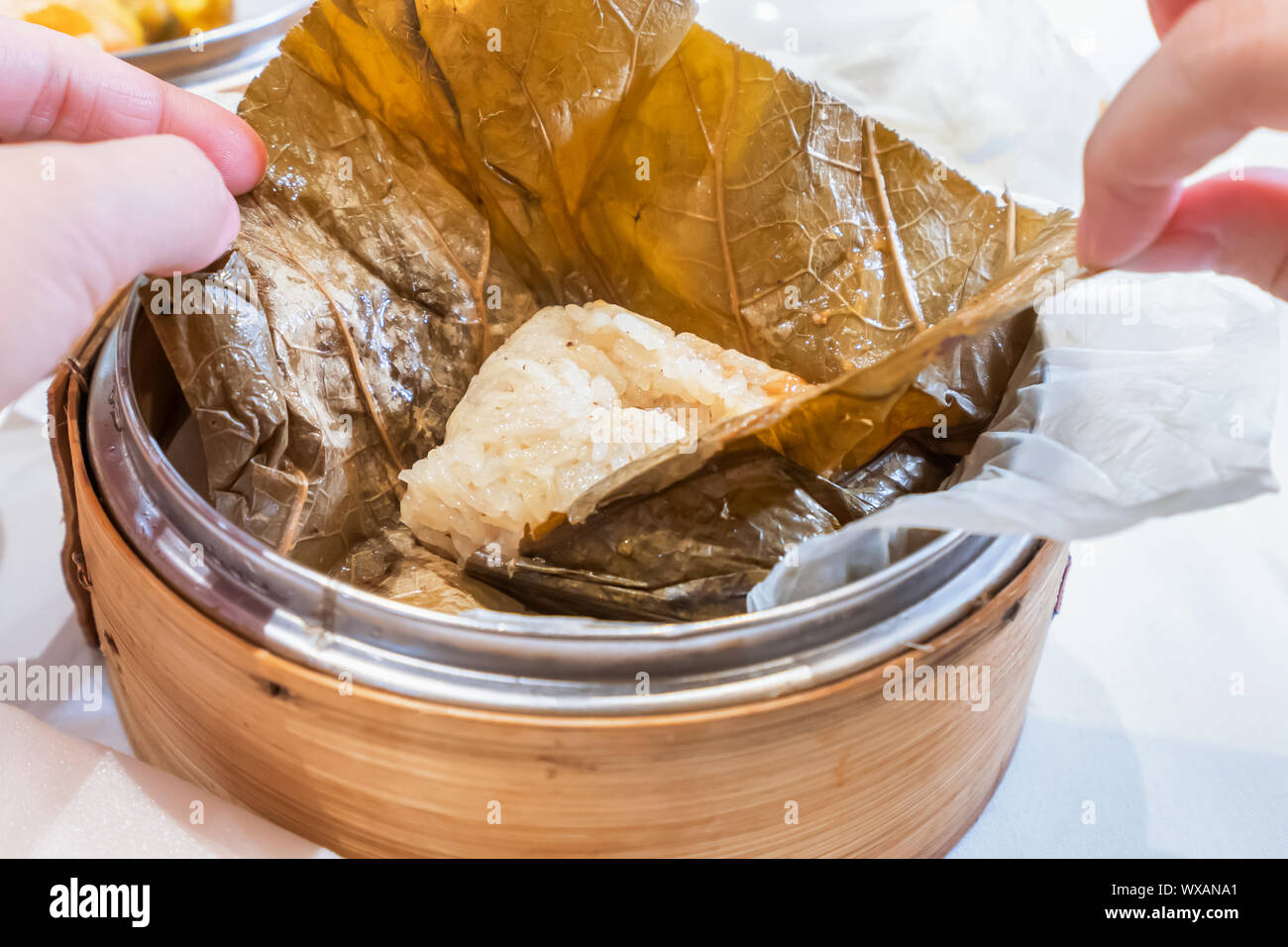 Chicken lotus leaf rice hi-res stock photography and images - Alamy