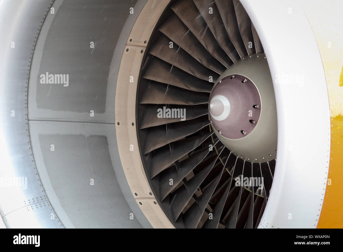 Aircraft mechanic hi-res stock photography and images - Alamy