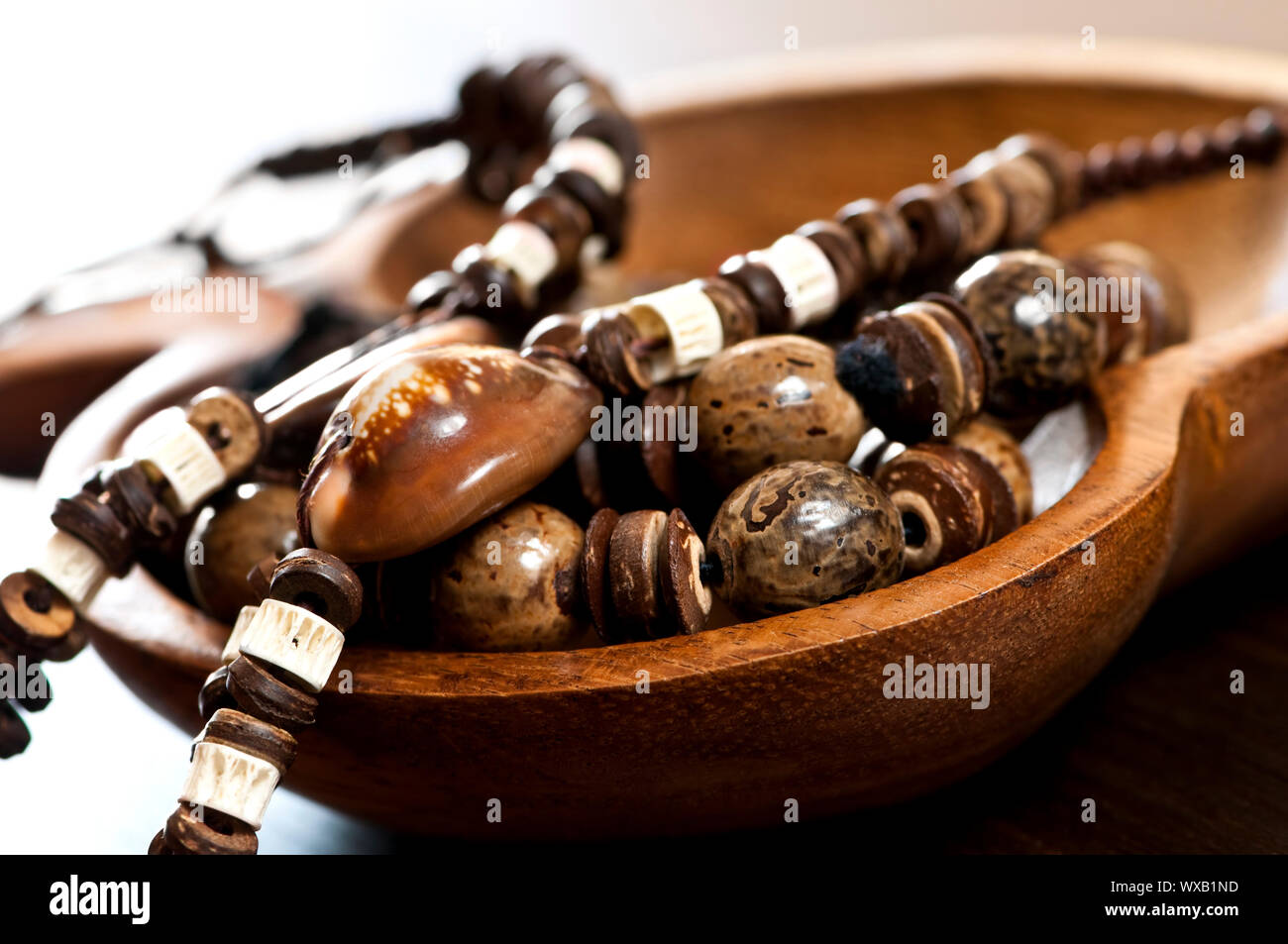 The african bone craft hi-res stock photography and images - Alamy