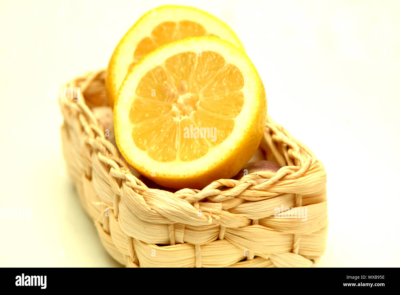 lemon cut through Stock Photo - Alamy
