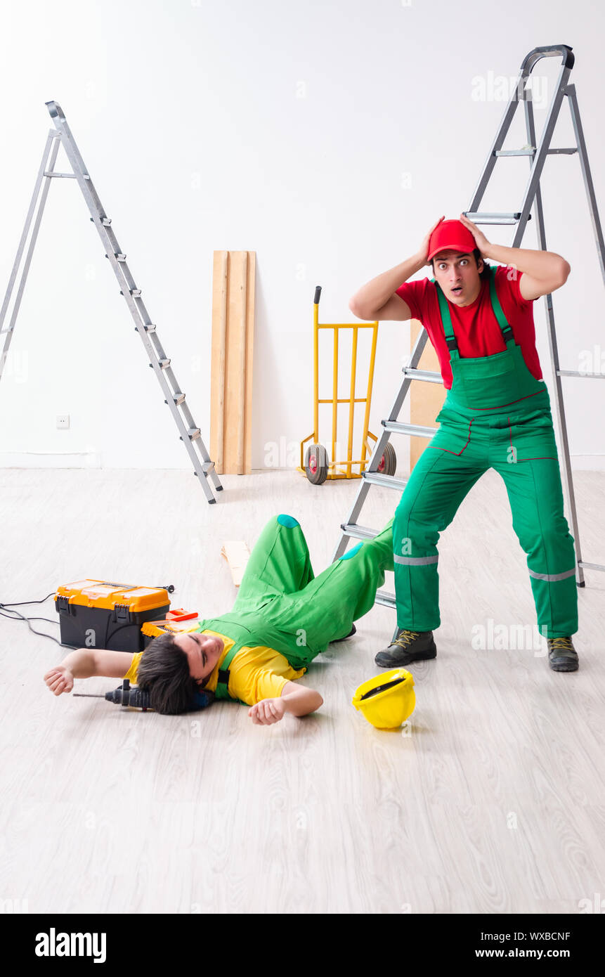 Construction worker lying down hi-res stock photography and images - Alamy