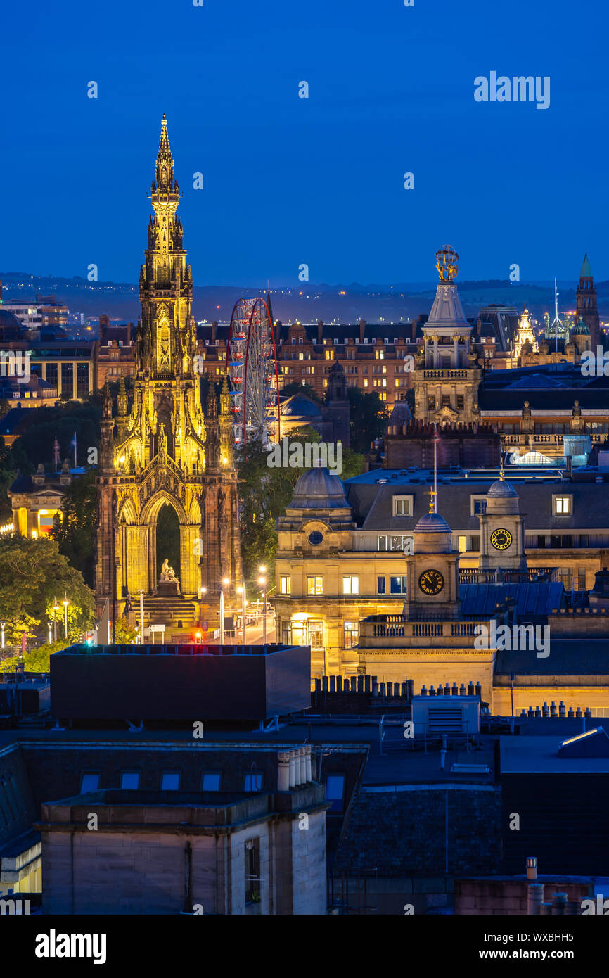 Edinburgh castle sunset aerial hi-res stock photography and images - Alamy