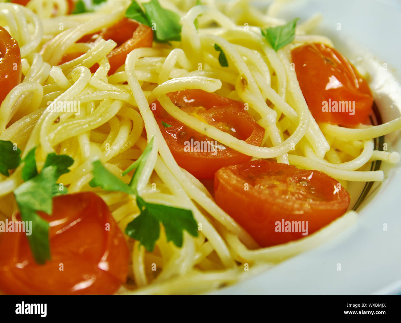 Tomatoes pomodoro hi-res stock photography and images - Alamy