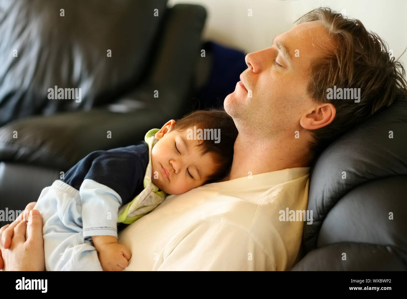 Asian boy father profile hi-res stock photography and images - Alamy