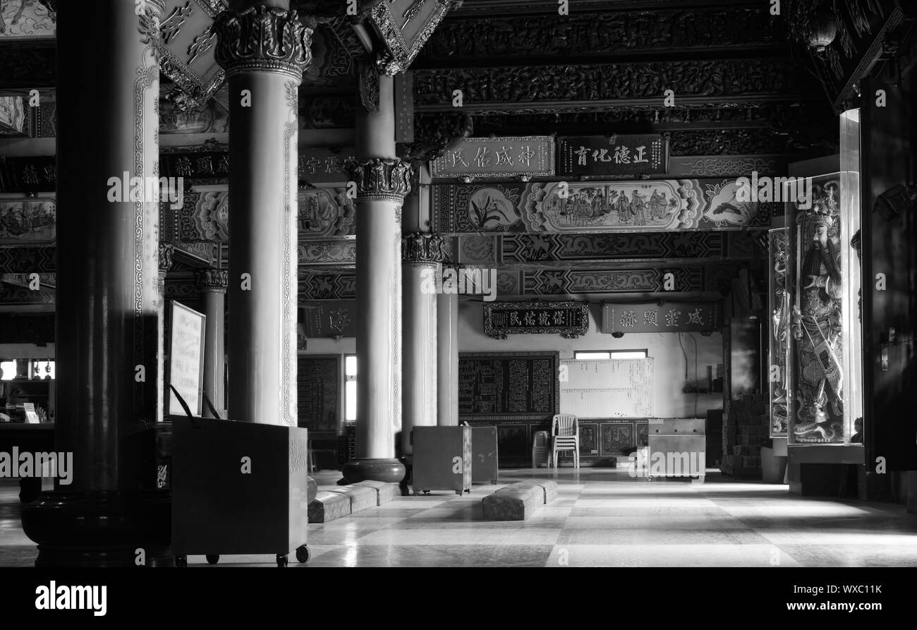 Building interior structure of Chinese temple with column and ...