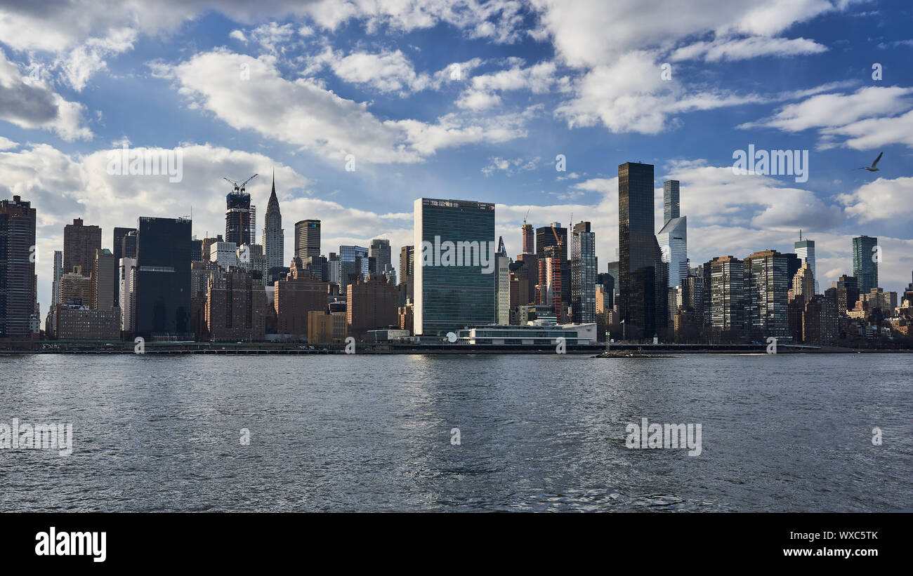 United nations headquarter new hi-res stock photography and images - Alamy