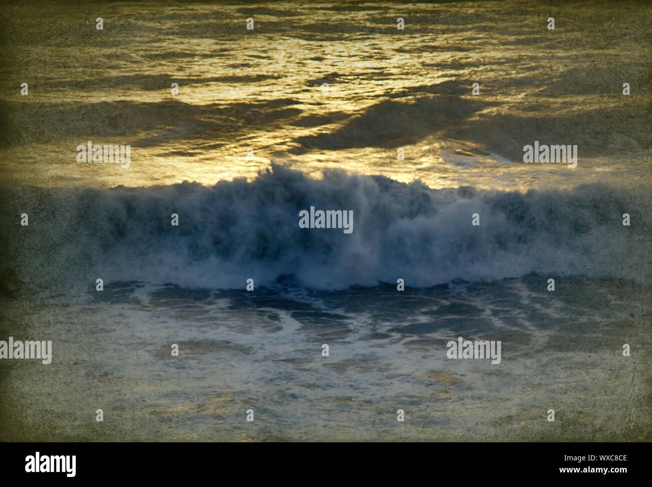 Vintage old style picture sunset hi-res stock photography and images ...