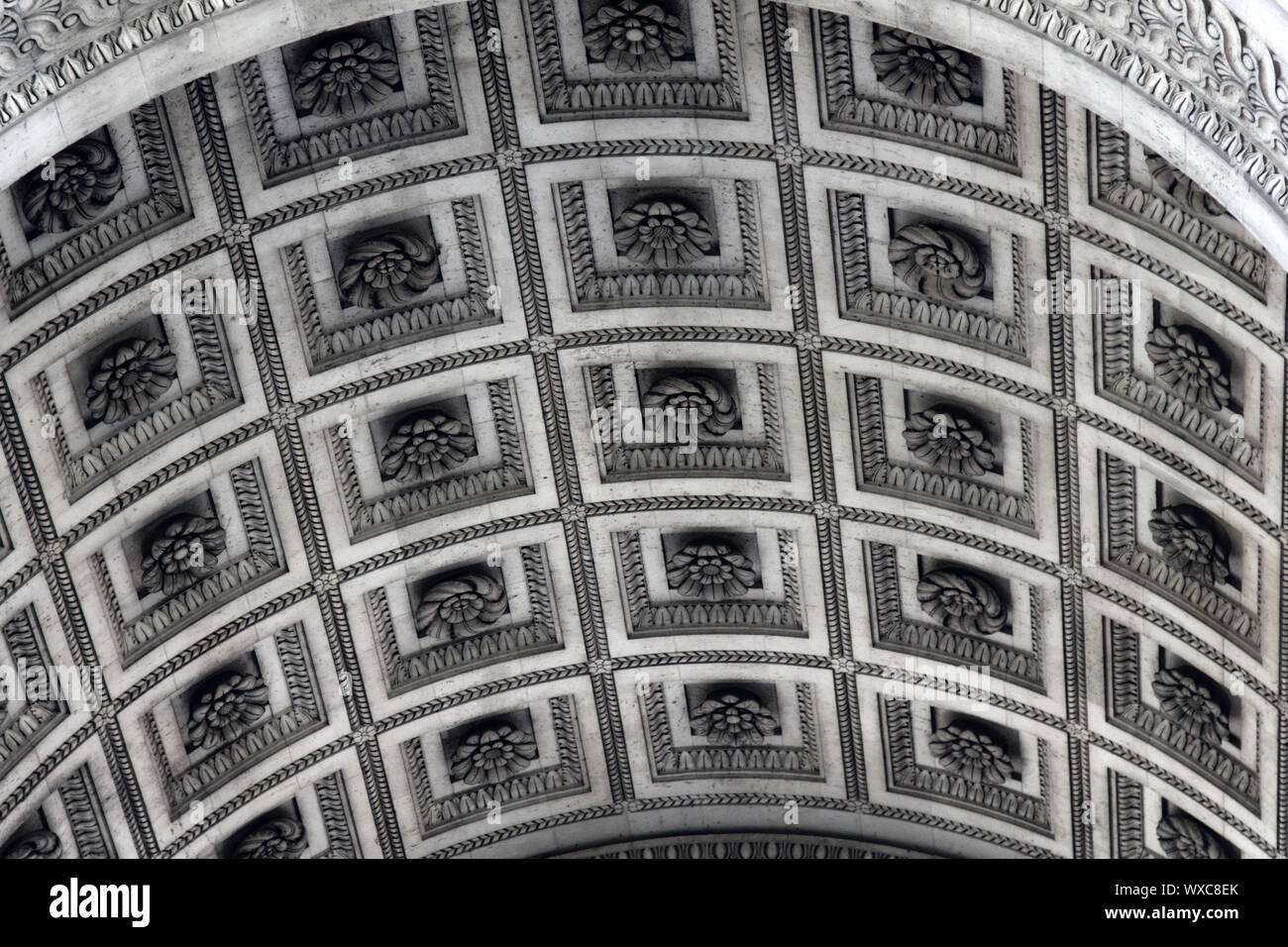 vault Triumphal arch in Paris is decorated with geometric pattern Stock ...
