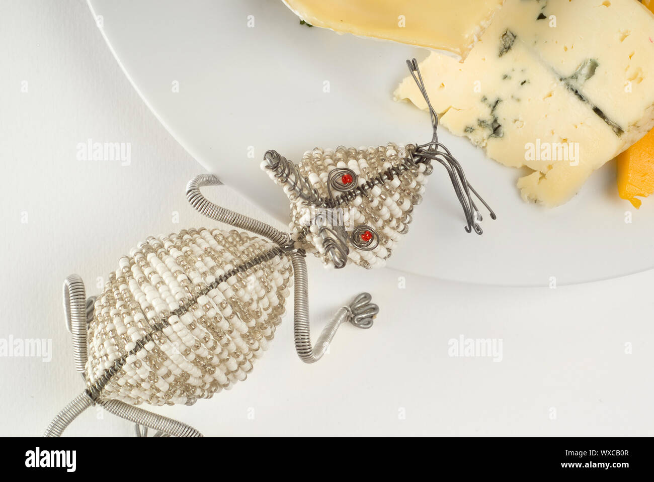 Mouse cheese plate hi-res stock photography and images - Alamy