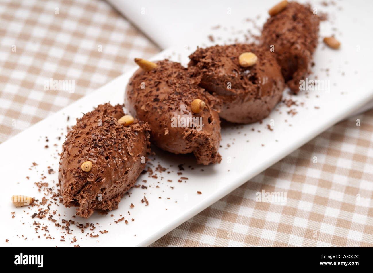 fresh home made chocolate mousse quenelle dessert Stock Photo - Alamy